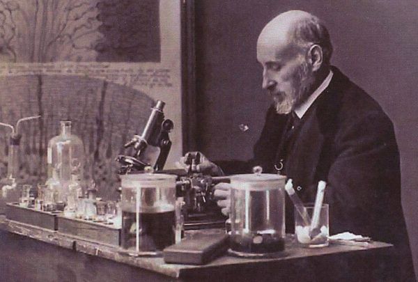 Biografía de Santiago Ramón y Cajal : Su vida al completo ...
